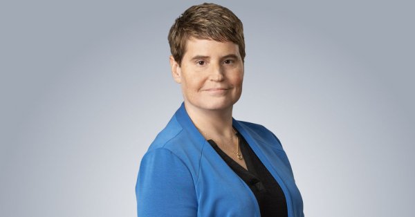 Tami Earnhart Selected as a Highly Regarded Lawyer by Lexology Index’s ...